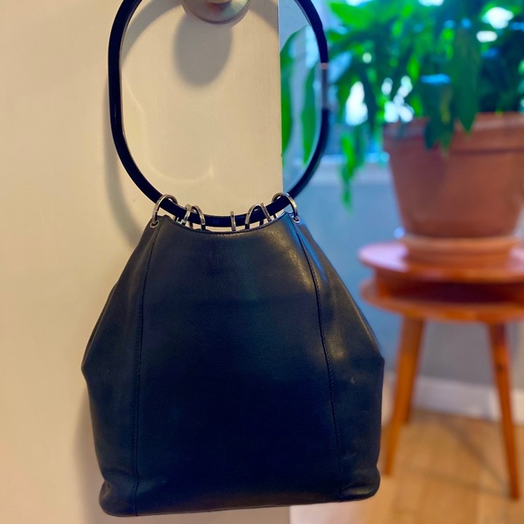 Gucci/Tom Ford | Bags | Gucci Fall 999 Iconic Tom Ford Black Leather ...